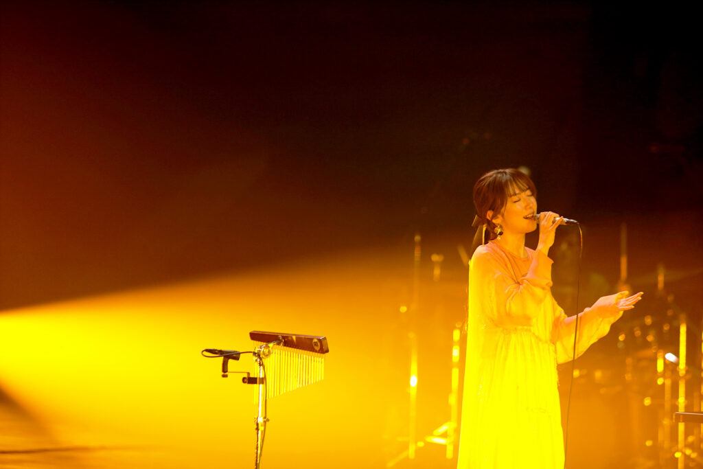 moumoon Official Web Site – moumoon公式サイト プロフィールや新譜情報、スケジュール等